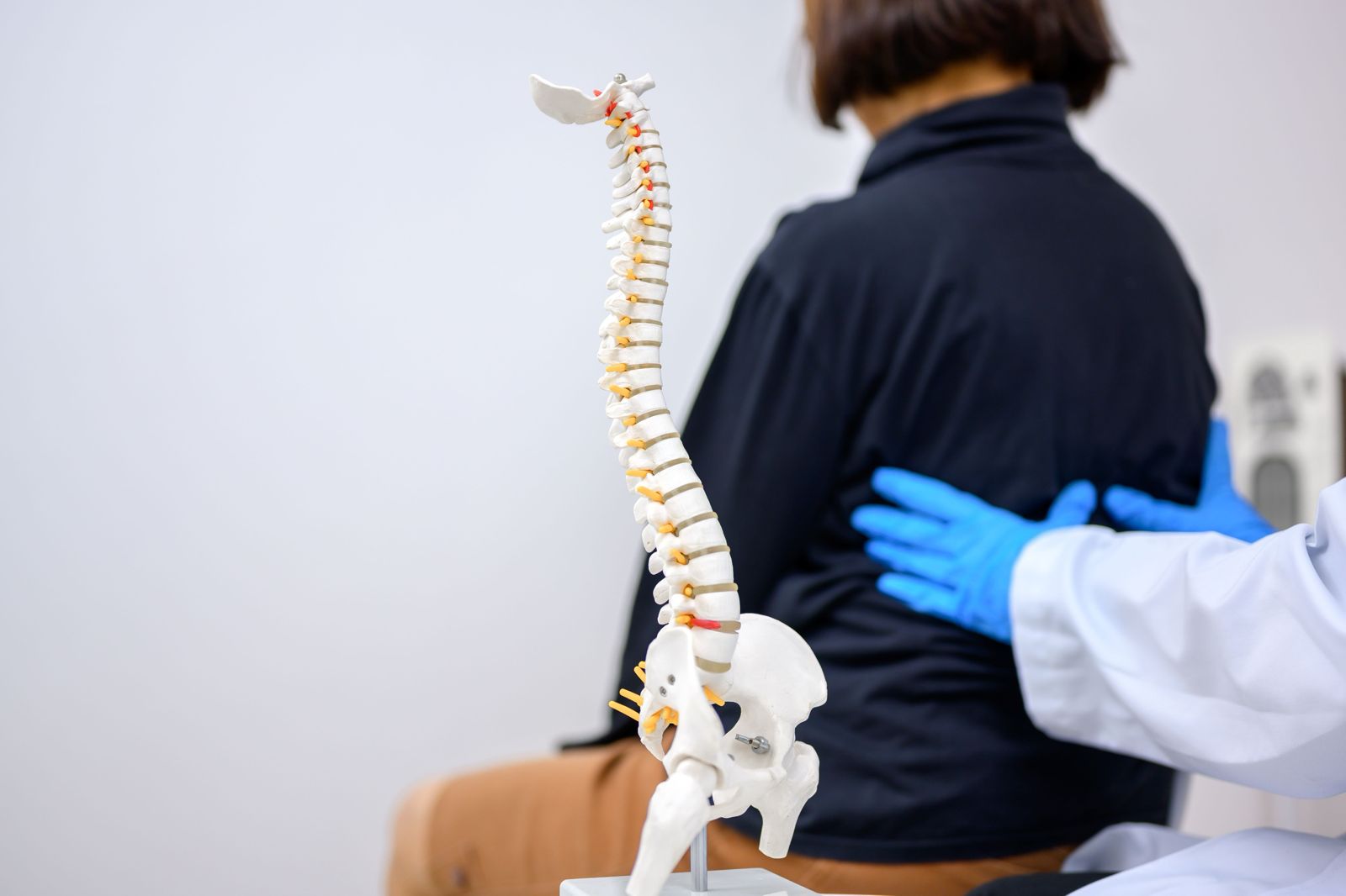 What Is Spinal Fusion Surgery? Benefits And Risks Explained - RubMD